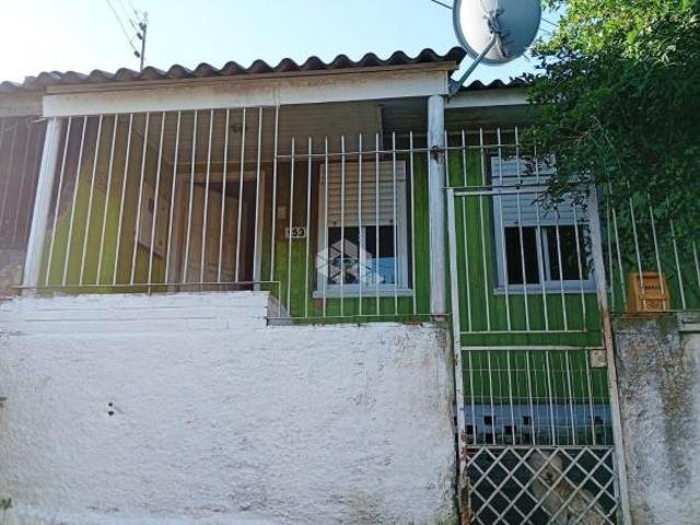 Casa Geminada com Pátio no Jardim Carvalho R$ 150.000