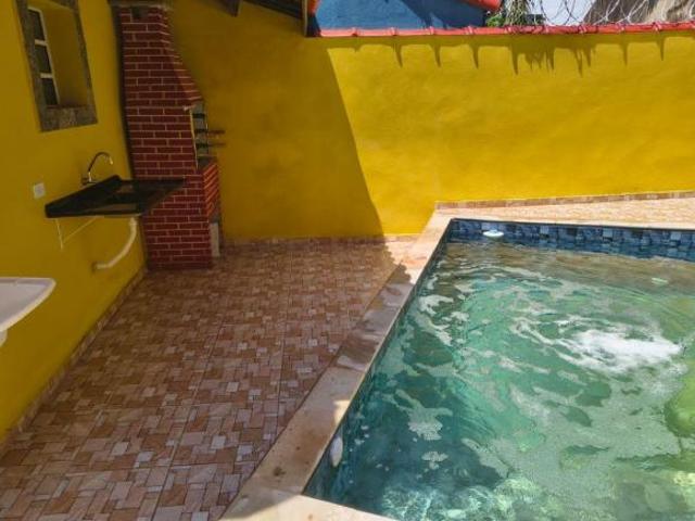 Casa Geminada com Piscina à Venda no Jardim das Palmeiras – Itanhaém/SP