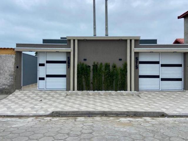 Casa Geminada com Piscina e 3 Dormitórios na Flórida Mirim em Mongaguá – Aceita Financiamento