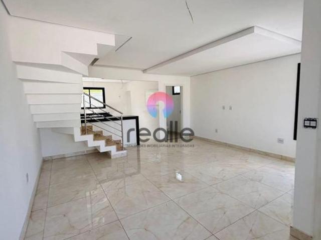 Casa Geminada composta por 3 quartos, suíte e 4 vagas à venda, Cabral, Contagem, MG