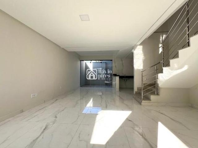 Casa Geminada Duplex, 3 Quartos, Bairro Santa Mónica