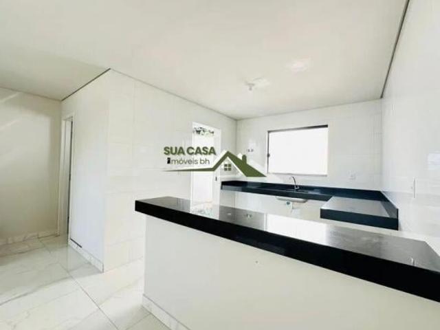 Casa Geminada Duplex à Venda Bairro Floramar