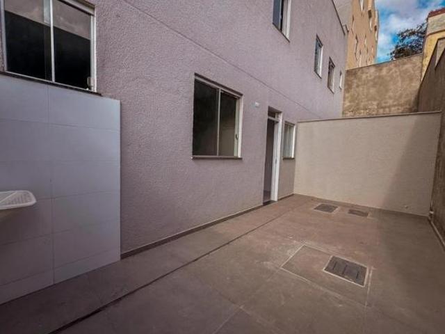 Casa Geminada Duplex à Venda – Bairro Pedra azul