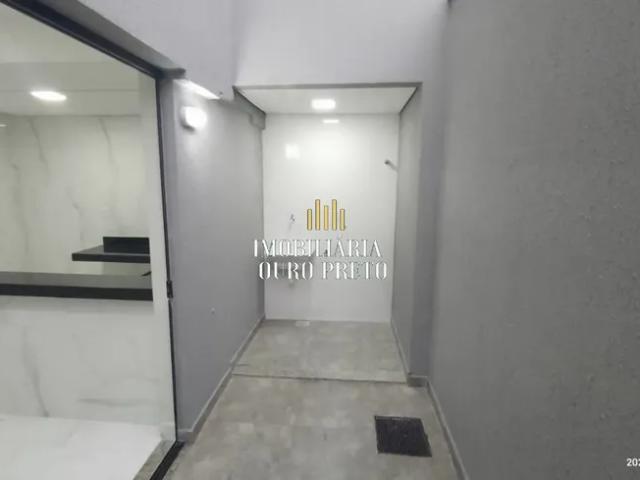 Casa Geminada Duplex com 3 quartos á venda no bairro Santa Mônica