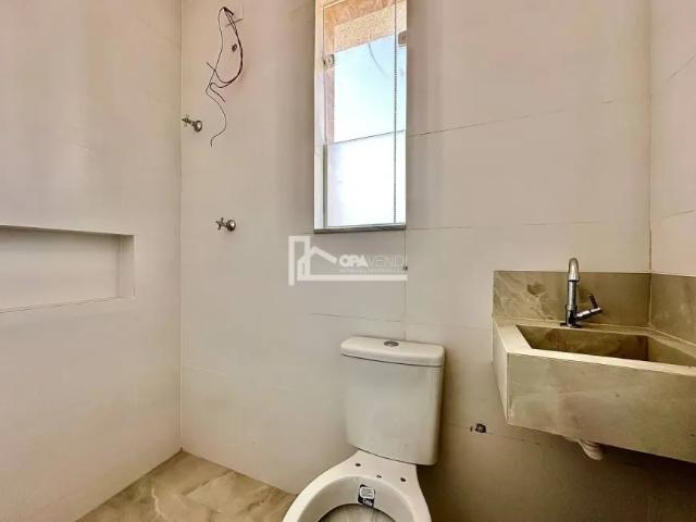 Casa à Venda no bairro Planalto, 2 Suítes e 1 Vaga