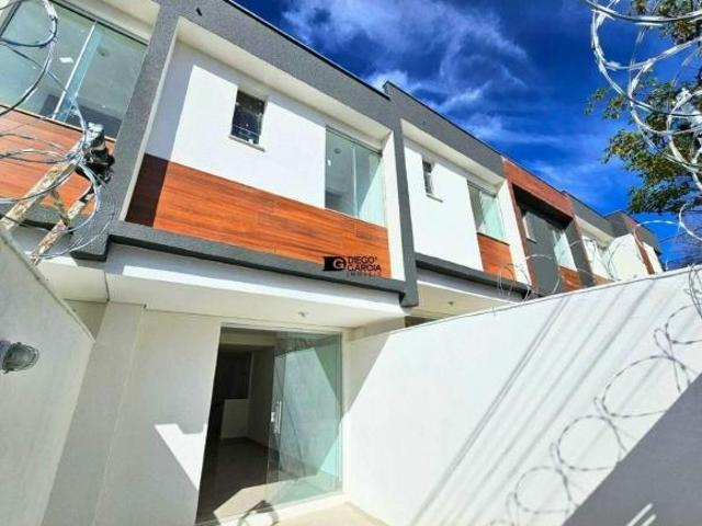 Casa Geminada Duplex Nova com Entrada Independente e Duas Suítes