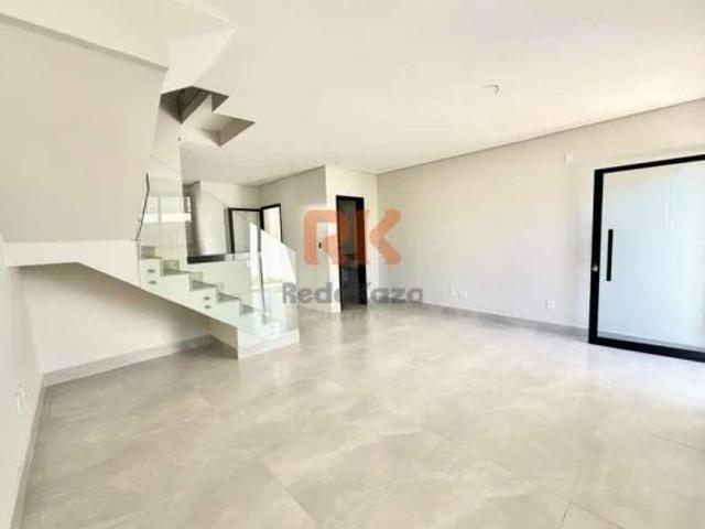 Casa Geminada Duplex Nova | 3 Quartos | Suíte | 2 Vagas | 143 m² | Individual com Habite se