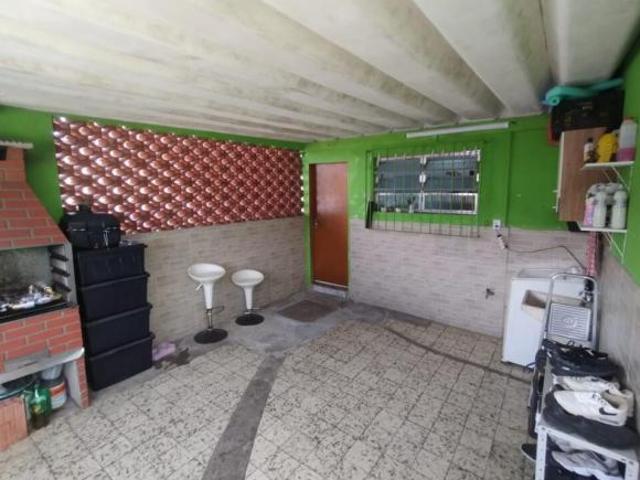 Casa Geminada de Esquina 2 Quartos à Venda no Maracanã Praia Grande