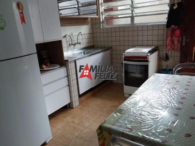 Casa geminada de 02 dormitórios, para venda em Praia Grande, lado praia