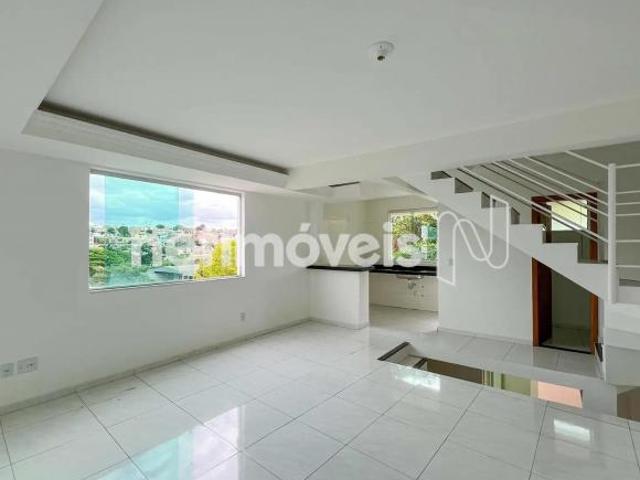Casa Geminada de 03 quartos à venda no Mantiqueira!
