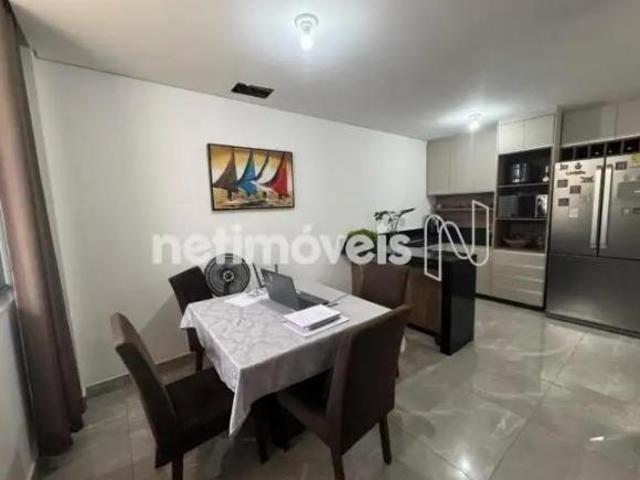Casa Geminada de 03 quartos à venda no Manacás/Castelo!