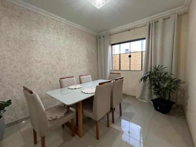 Casa Geminada de 120 m² no bairro Rochedo