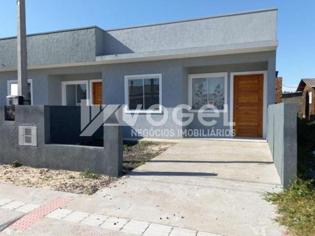 CASA GEMINADA DE 2 DORMITÓRIOS, NOVA, PRONTA PARA MORAR