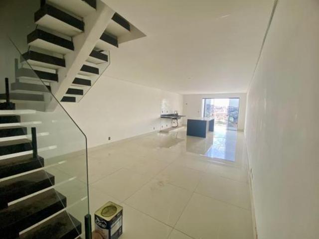 Casa Geminada para Venda em Belo Horizonte, Manacás, 3 dormitórios, 1 suíte, 2 banheiros, 3 vagas