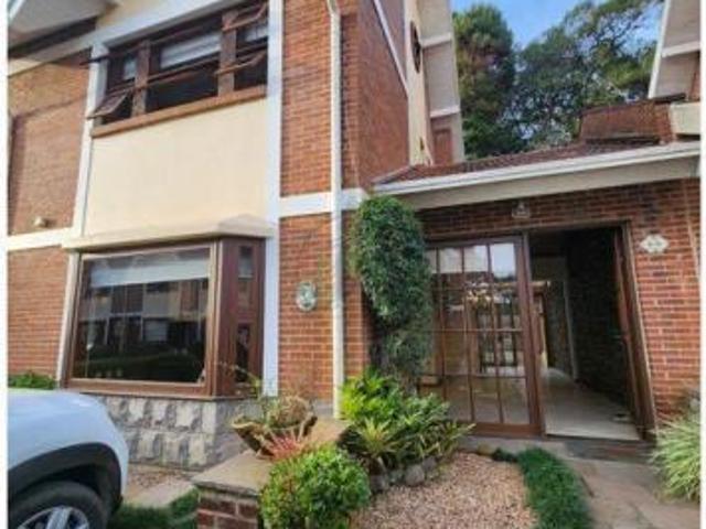 Casa Geminada SEMI MOBILIADA à VENDA em Canela