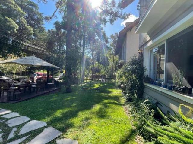 Casa geminada semimobiliada à venda em Canela na Serra Gaúcha