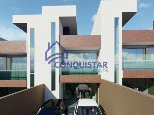 Casa geminada triplex com entrada independente, 122 m² 4 vagas de garagem