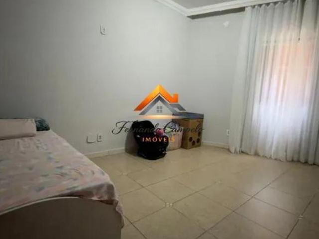 Casa Geminada Triplex com 4 quartos 2 suítes 5 vagas de garagem Venda Bairro Manacás