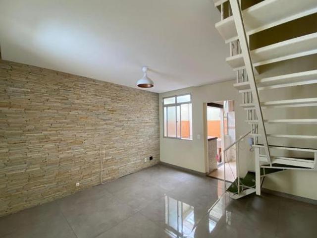 CASA GEMINADA 2 QUARTOS A VENDA NO CASTELO