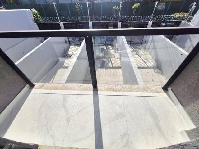 Casa Geminada 2 quartos São João Batista