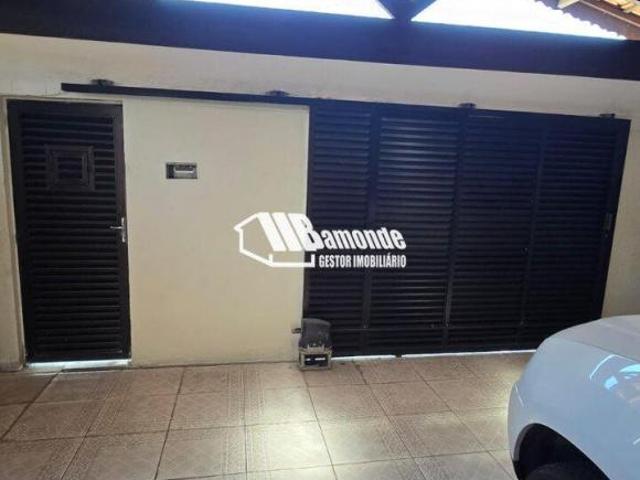 Casa geminada 3 dormitórios Jardim Santa Maria