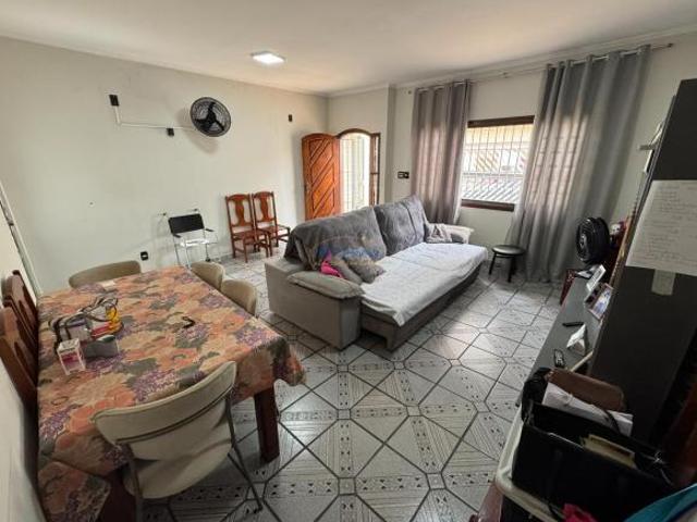 Casa Geminada 3 dorms, 2 vagas, 350 mts da praia