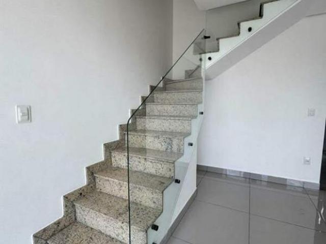 Casa Geminada 3 Quartos 1 Suite 1 Vaga à Venda no bairro Santa Amélia alto Padrão R$ 1.000.000,00
