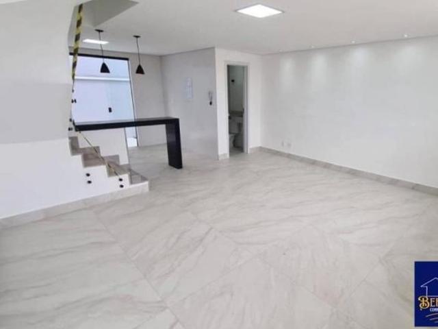 Casa geminada 3 quartos, 1 suíte, 96m², 1 vaga livre, em construção com quintal e fino acabamento, n