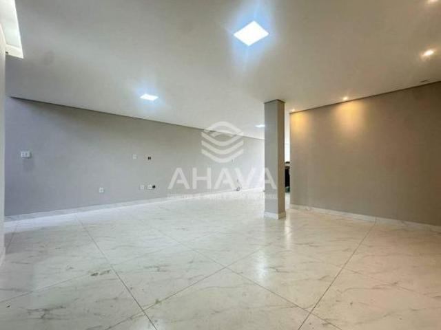 Casa Geminada 4 Quartos à Venda, 210m², Trevo, próximo à Toca da Raposa 2