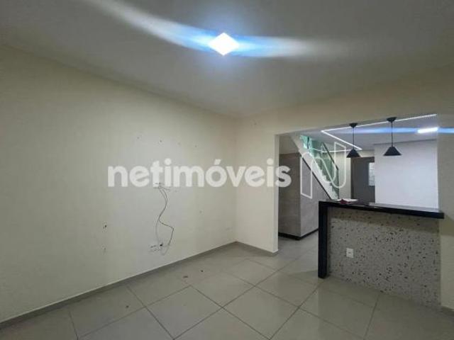 Casa Geminda Duplex com 3 Quartos, Suíte e Área Gourmet