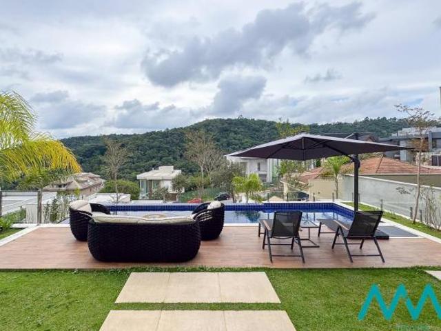 Casa Gênesis 2 Vista Livre Reserva e Totalmente Mobiliada!