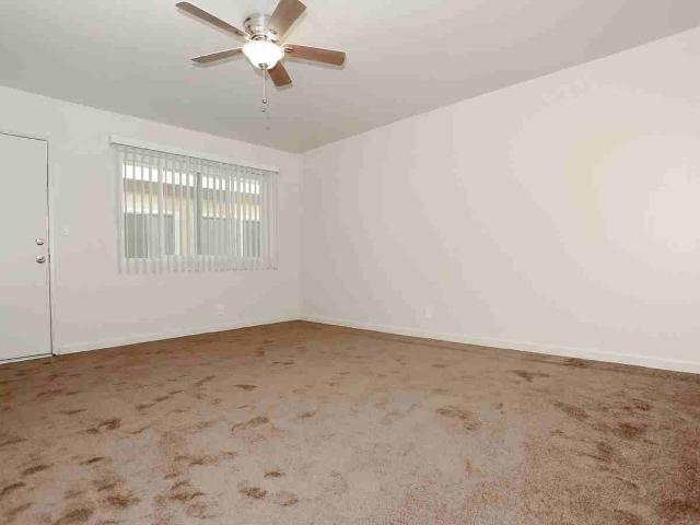 Casa Grande 2 Bedroom Apartment for Rent at 13518 Yukon Avenue, Hawthorne, CA 90250 East Hawthorne
