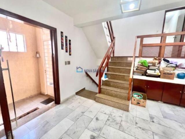 Casa grande à venda 500m² de área construída Vila Santo Estéfano Região da Saúde