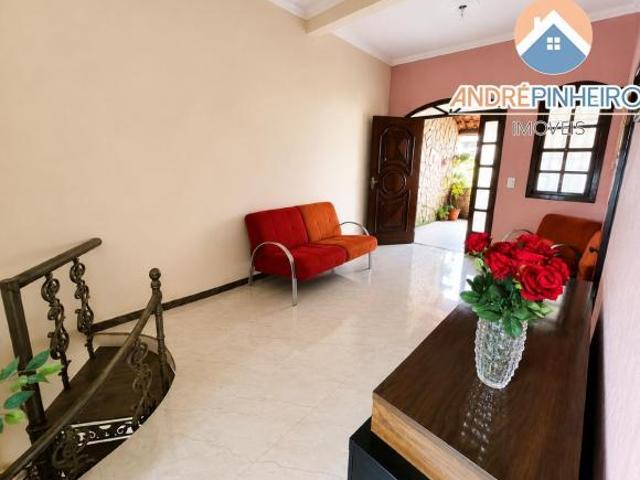 Casa Grande com 8 Quartos à Venda no Piratininga BH | Quintal Amplo e Hidro!
