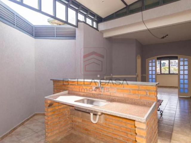 Casa grande, no bairro da Mooca. 3 quartos