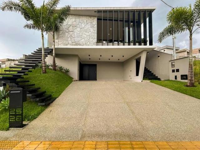 Casa Hortencia de 241,30 m² com 04 suítes á venda no Jardins Nápoles Sen. Canedo GO