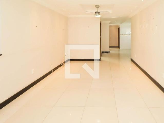 Casa, Itapuã, 4 Quartos, 177 m2 Salvador