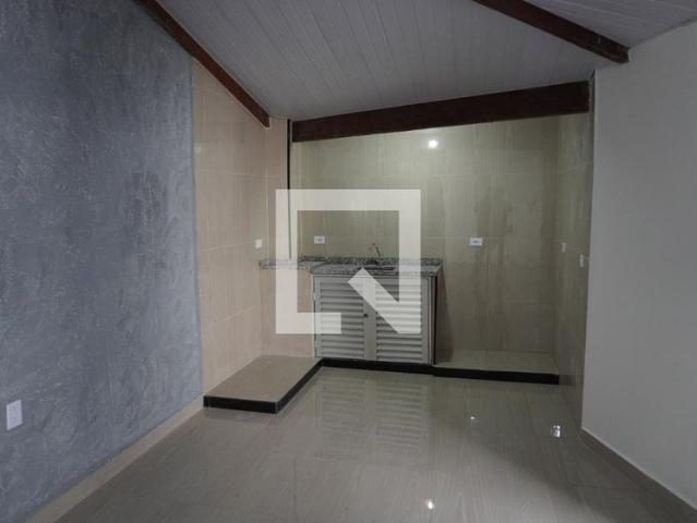 Casa, Iate Clube Americana, 1 Quarto, 30 m2 Americana