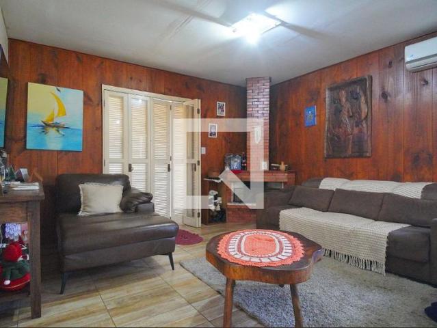 Casa, Ideal, 2 Quartos, 430 m2 Novo Hamburgo