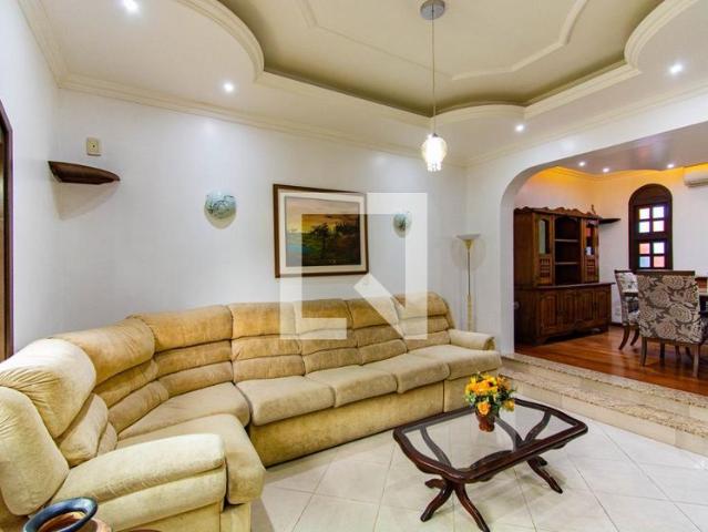 Casa, Igará, 3 Quartos, 378 m2 Canoas