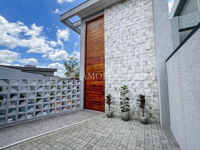 Casa imponente a venda 4 suítes 4 vagas piscina Condomínio Villas do Jaguari Santana de Parnaiba