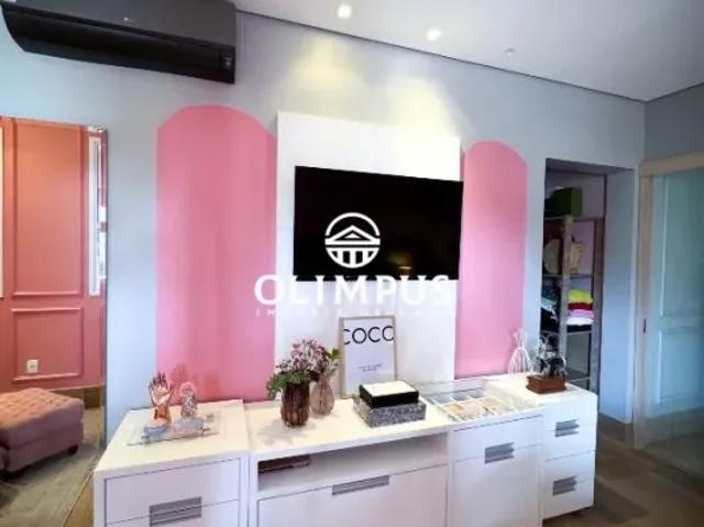 Casa Imponente com 4 Suítes, Piscina Aquecida e Acabamento Portobello — Sofisticação em Cada Detalhe