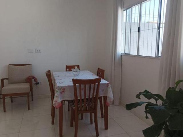 Casa impecável 2 dorm, 1 suite, 2 vagas Cibratel 2