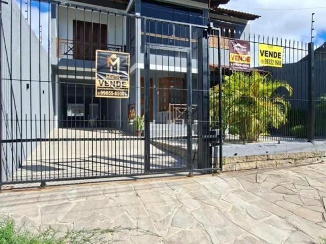 Casa impecável com suíte, piscina e espaço gourmet no Dom Feliciano