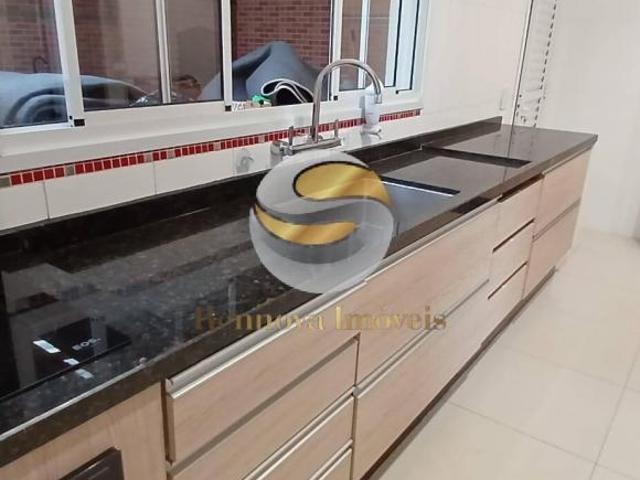 CASA IMPECÁVEL! FOTOVOLTAICO, AR CODICIONADO. PLANEJADOS KM.21