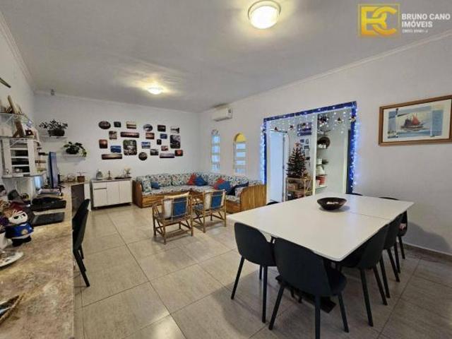 Casa imperdível 200 metros da praia Três Marias Peruíbe/SP