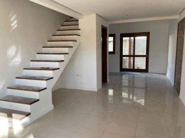 CASA IMPERIAL PARK COM 2 DORM E AMPLO PATEO PRIVATIVO