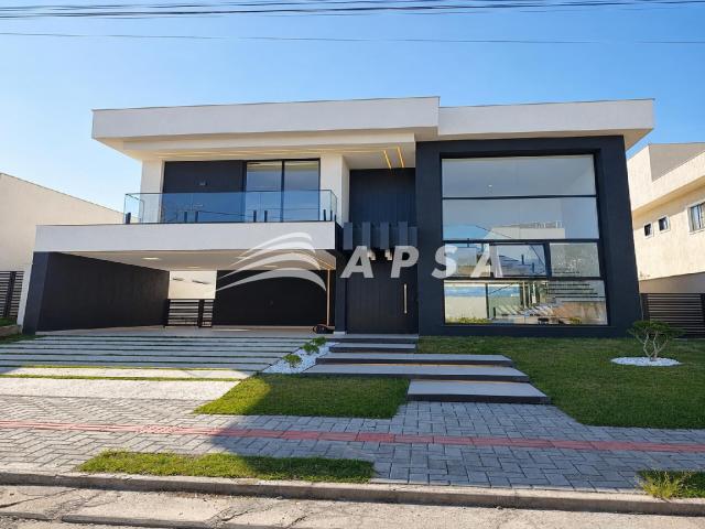 Casa in ROD ERNANI DO AMARAL PEIXOTO