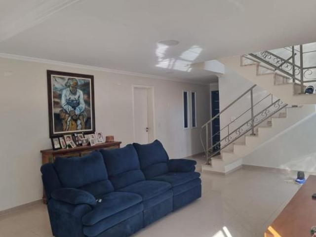 CASA INCRÍVEL NO CONDOMINIO TERRA MAGNA EM iNDAIATUBA