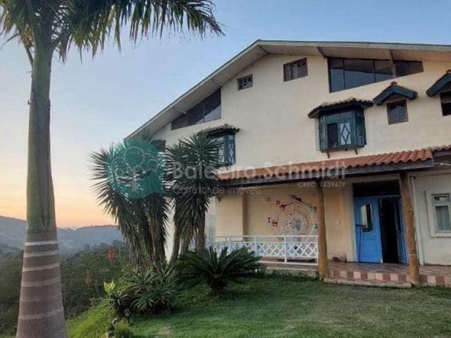 Casa incrivel com vista para Pedra do Bau